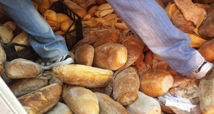120 mila euro di pane buttato via ogni giorno